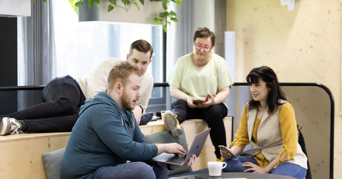 Are you a good co-worker? | TEK