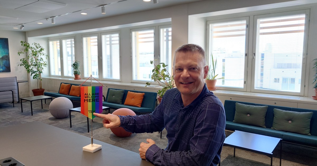 "Finns are cool" – and visiting TEK was a part of Austrian shop steward ...