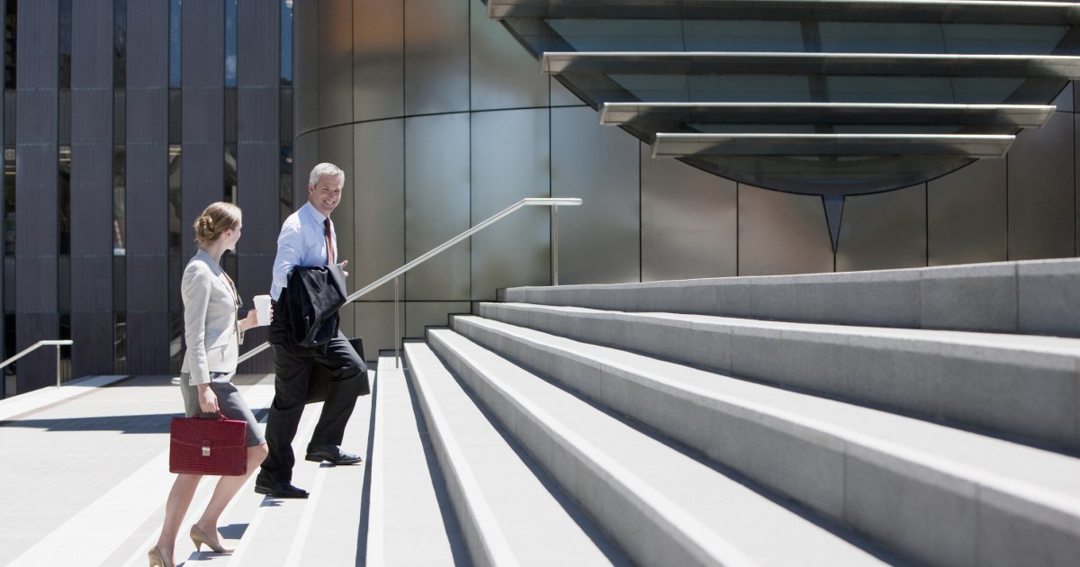 Salaries of men and women in tech | TEK